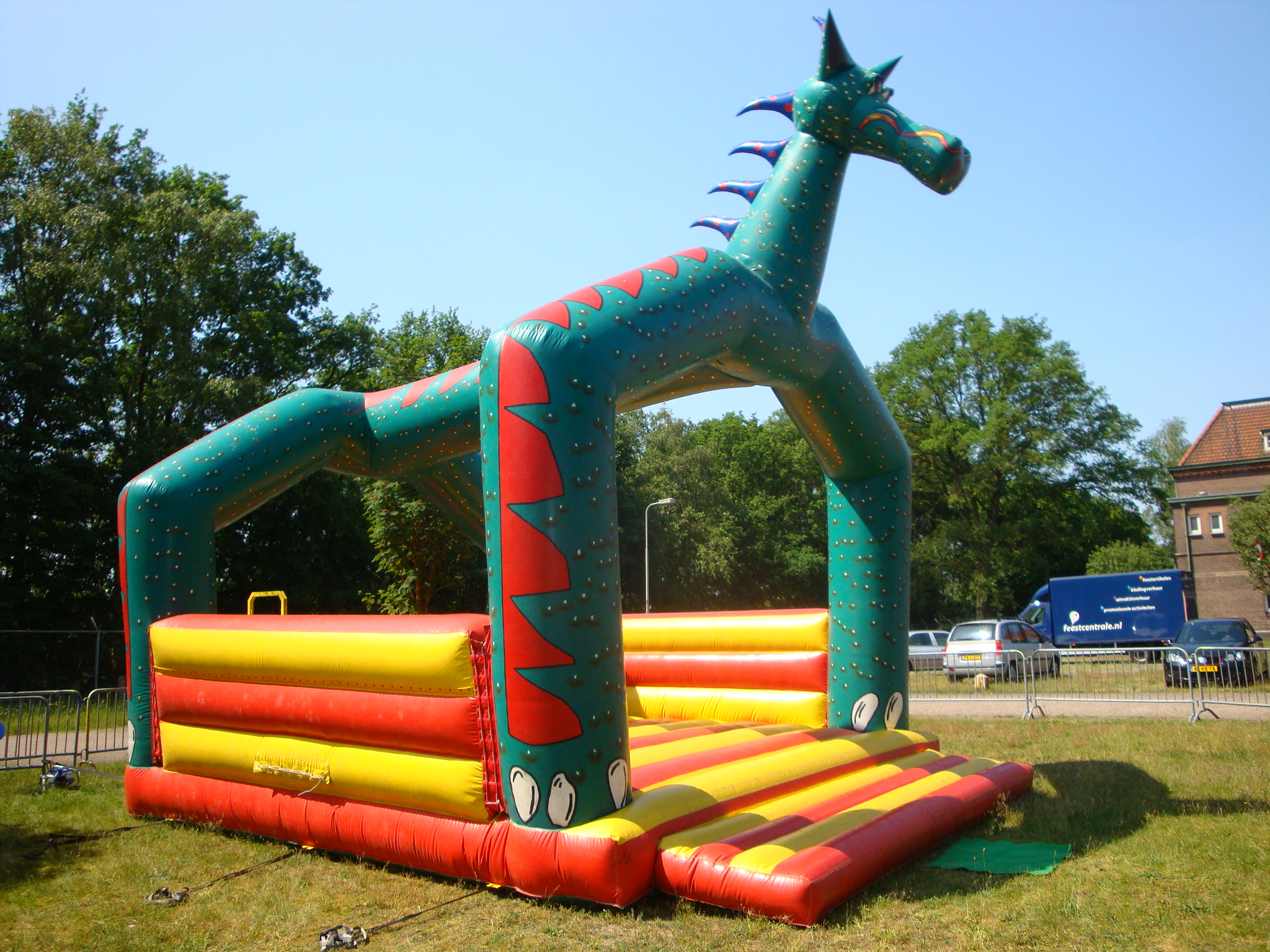 Luchtkussen Draak – Feestcentrale.nl